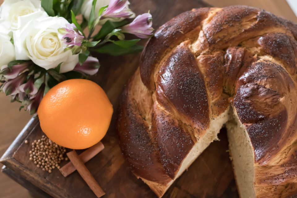 North African Coriander Bread - whattomunch.com